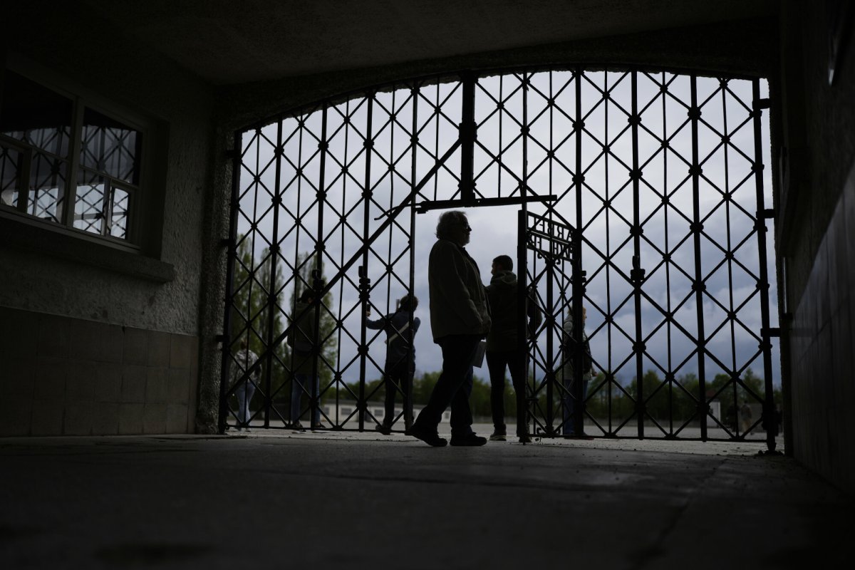 Polski napis \'Nigdy więcej\' w Dachau. Sprawa nabiera tempa | naTemat.pl