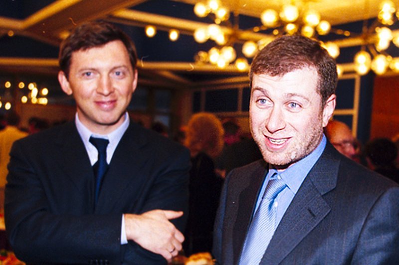 David Cameron sugeruje, że Roman Abramowicz może zapłacić za decyzje ...