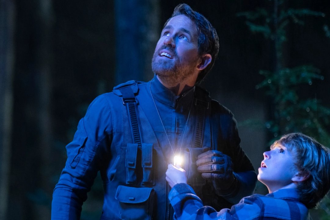 Projekt Adam – nowy film Netflixa z Ryanem Reynoldsem [RECENZJA ...