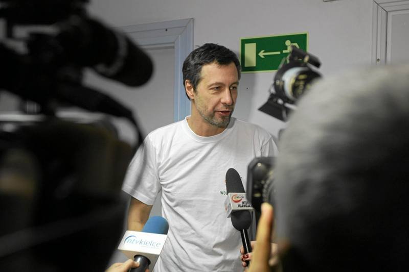 Majewski: Spaliło mi się mieszkanie, a muszę zmagać się z paparazzi i ...