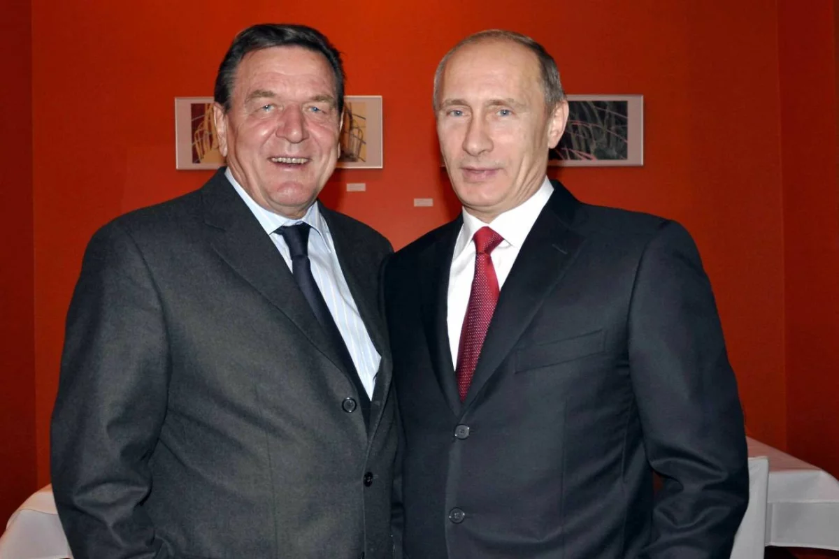 Parlament Europejski chce objąć Schrödera sankcjami. "Stracił kompas ...