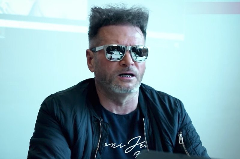 Mitoman z sukcesami. Jak to jest, że cała Polska na hasło "detektyw ...