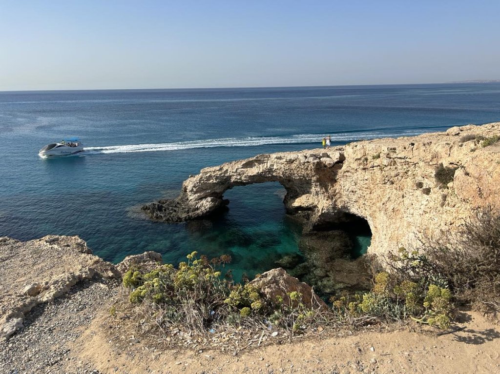 Gwarancja słońca przez 300 dni. Każda pora roku jest dobra, aby ...