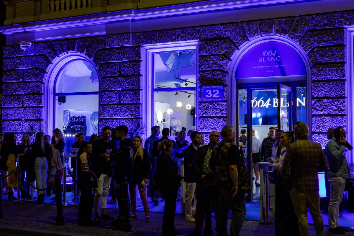 1664 Blanc Concept Bar. Poznaj wyjątkową przestrzeń w Warszawie ...