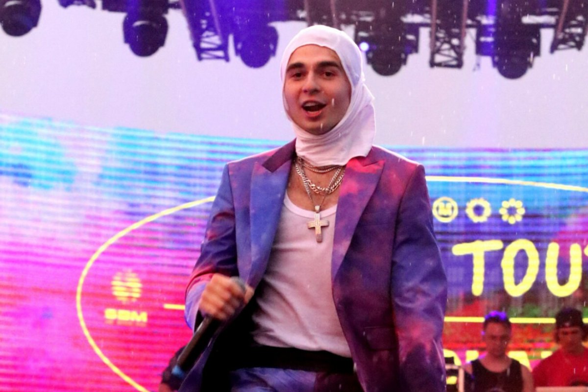 Mata na okładce "Vogue\'a". Znany raper zmienia swój wizerunek | naTemat.pl