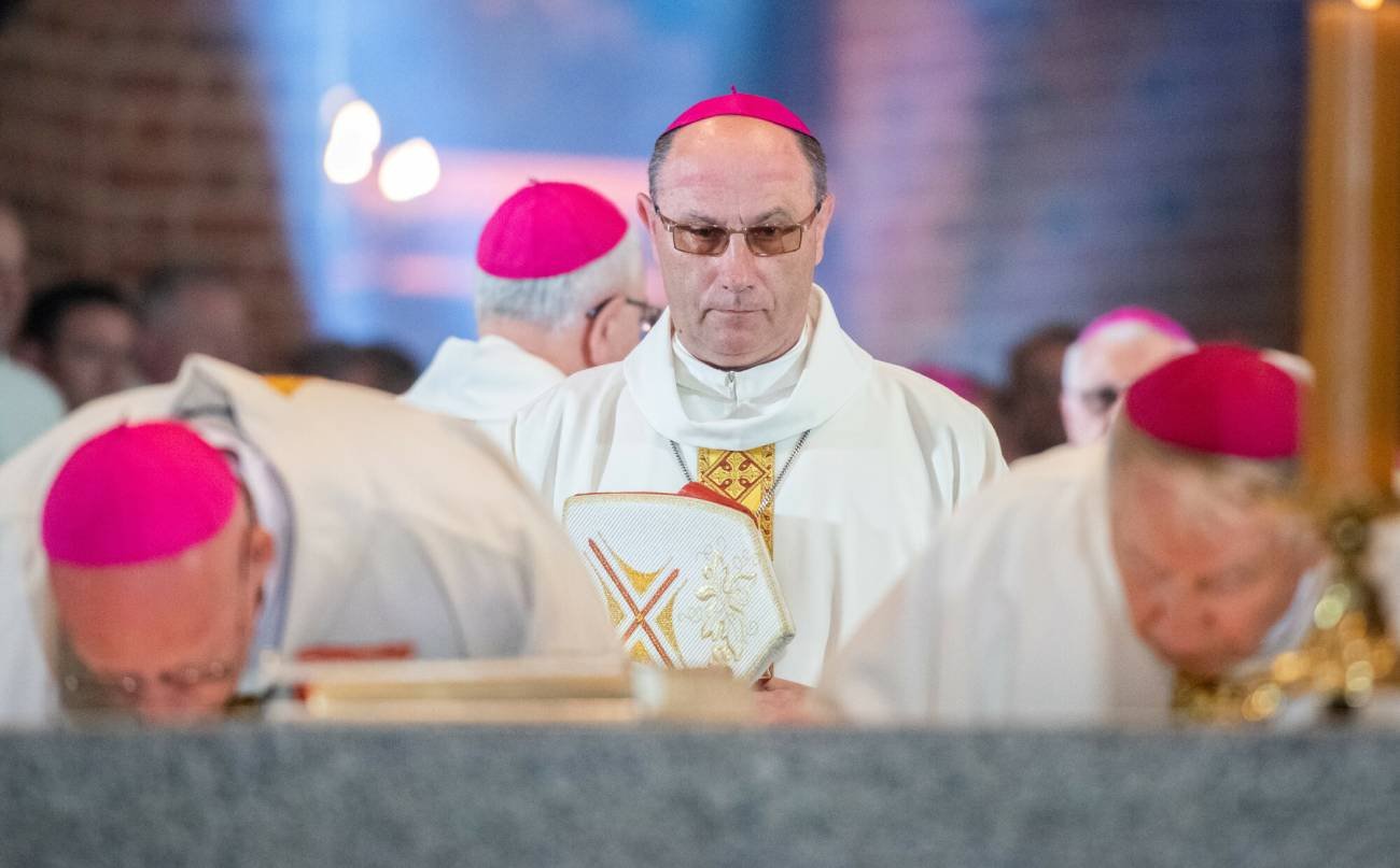 Prymas Polski o Kaczyńskim: Jasna Góra to nie miejsce na wiec | naTemat.pl