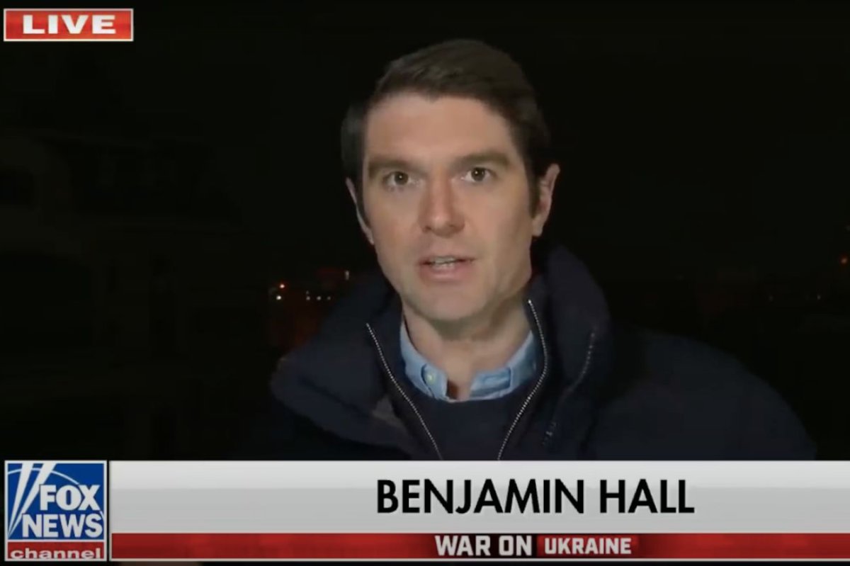 Wojna w Ukrainie. Dziennikarz Fox News Benjamin Hall został poważnie ...