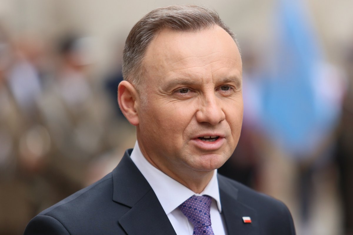 Julita Wasilczuk opusiła jedną z rad prezydenta Dudy. W tle "lex Tusk ...