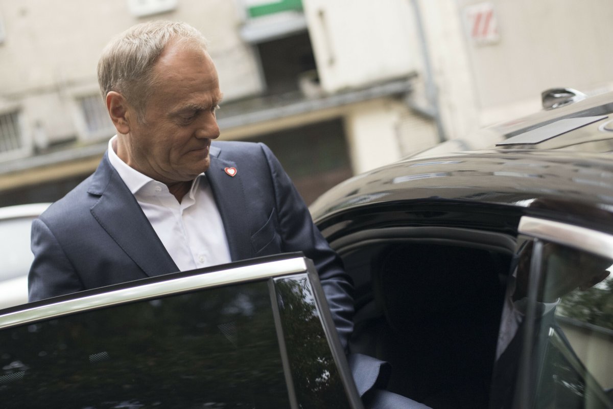 Tusk pojedzie do Brukseli. Chodzi o pieniądze z KPO | naTemat.pl