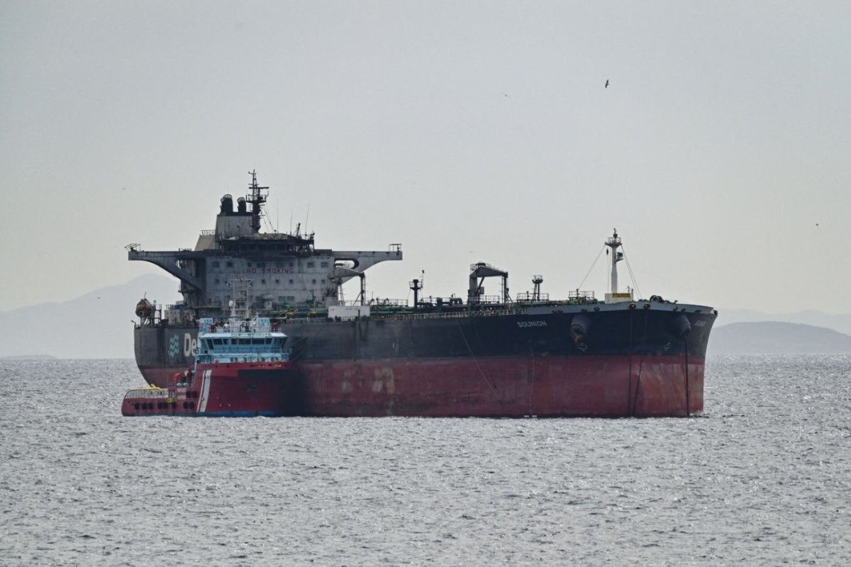 Rosyjskie tankowce na wodach NATO. Posługiwały się fałszywymi ...