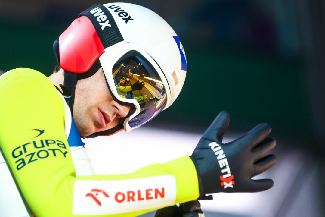 Dlaczego Kamil Stoch został zdyskwalifikowany w Wiśle? Skoczek to ...