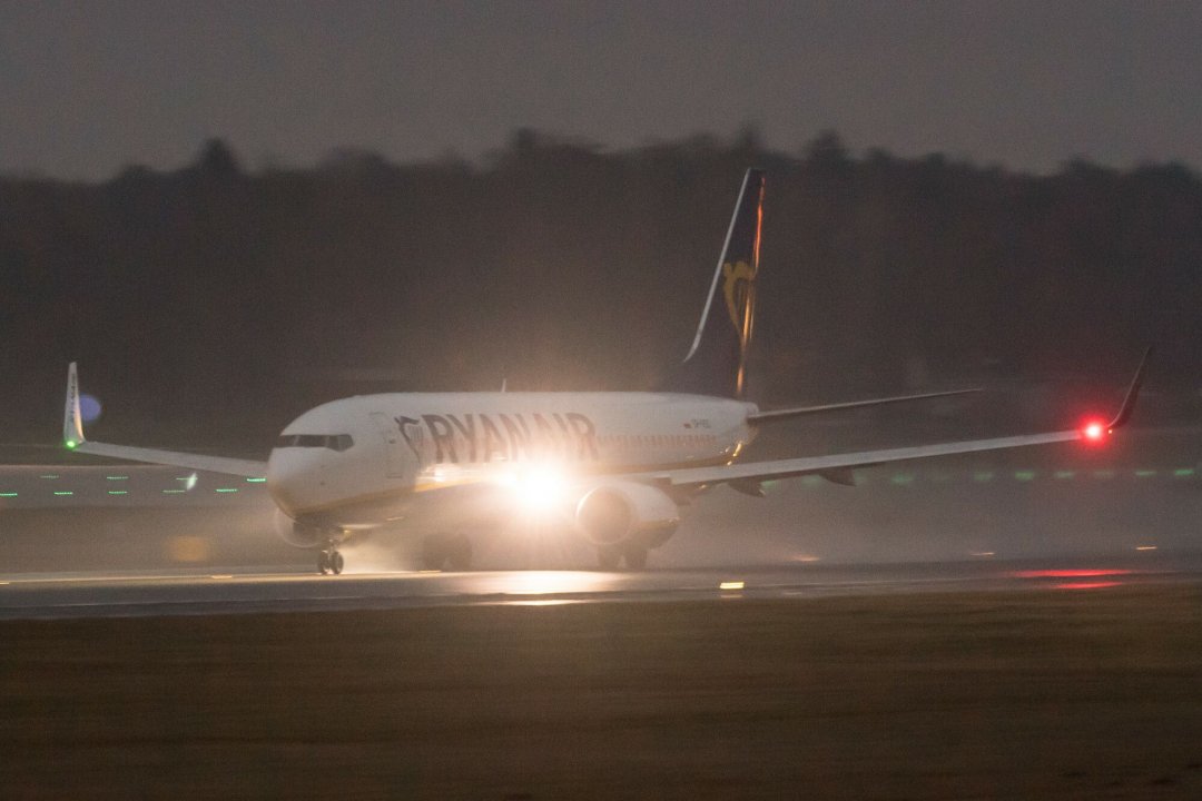 Alarm bombowy na pokładzie samolotu z Katowic do Aten | naTemat.pl