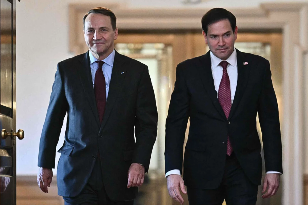 "Moralni bankruci" kontra "niepoważny rząd". Zagotowało się po spięciu Sikorskiego z Rubio ...